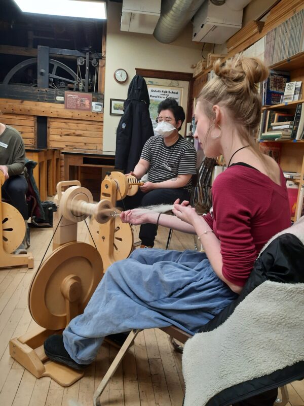 Beginner Spinning Wheel - Perfect Duluth Day